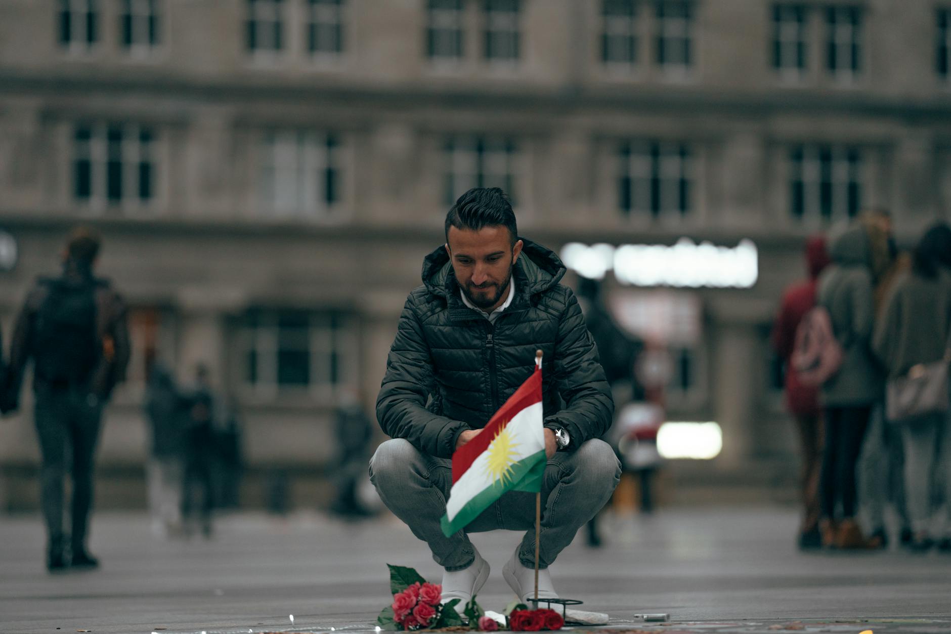The History And Symbolism Of The Kurdish Flag Reflects On The Kurdish ...